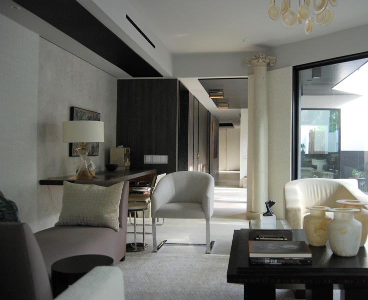 TOWNHOUSE TRANSFORMED : STEVE HOWARD DESIGNS | HOUSTON, TX